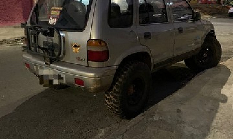 Jeep Kia 97 2.0/ 4X4 en Minas Gerais | ClassificadosEU Brasil